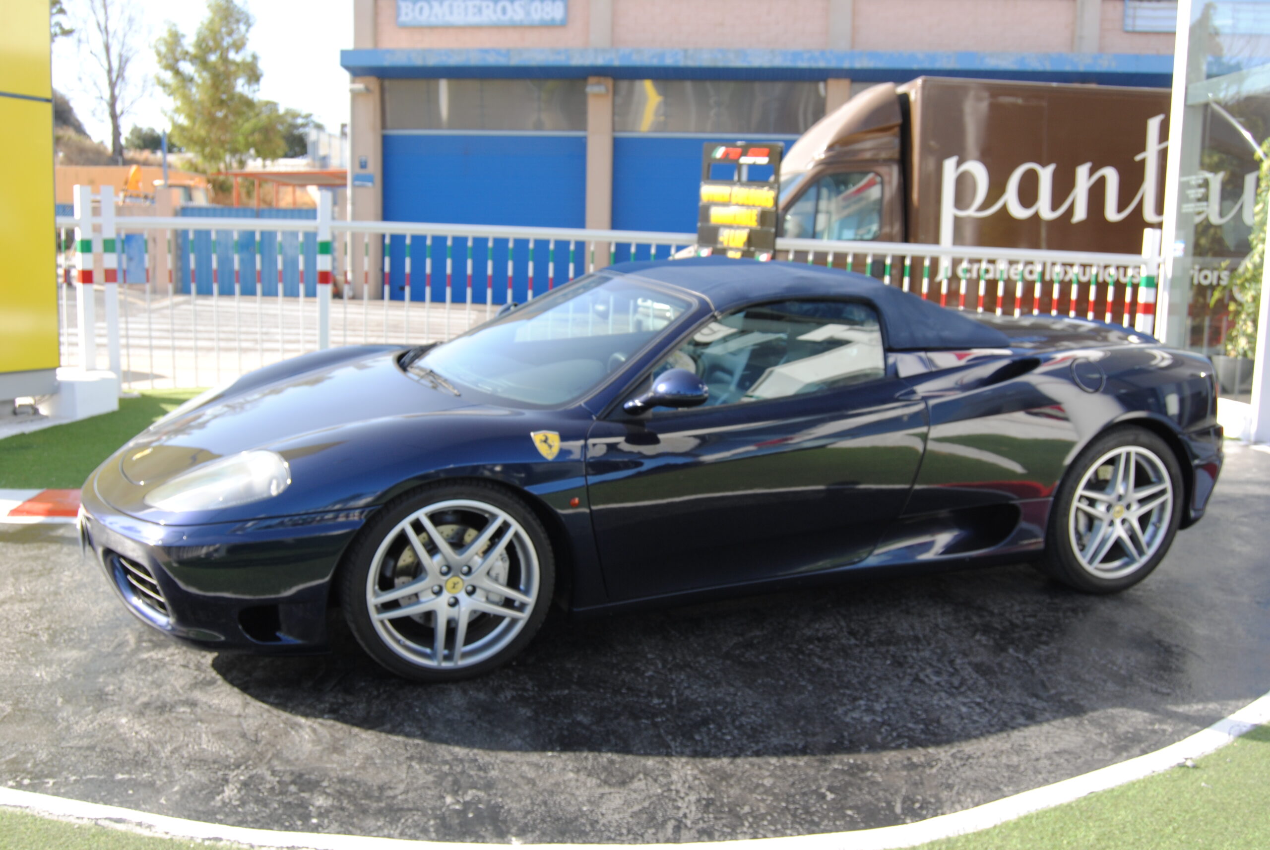 Ferrari 360 Spider - Rosso Corsa