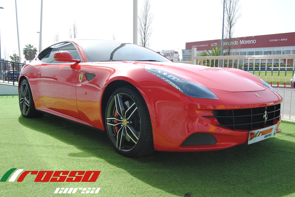 Ferrari FF - Rosso Corsa