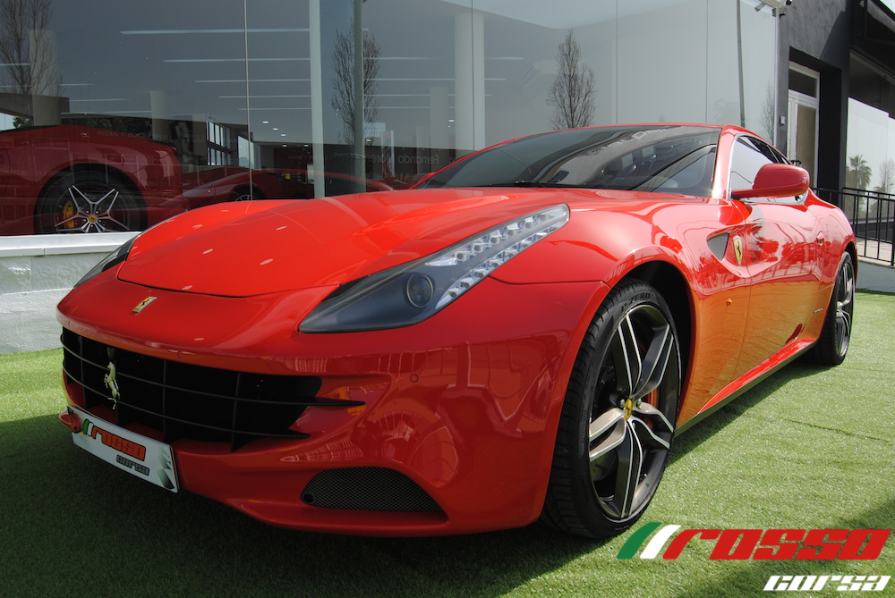 Ferrari FF - Rosso Corsa
