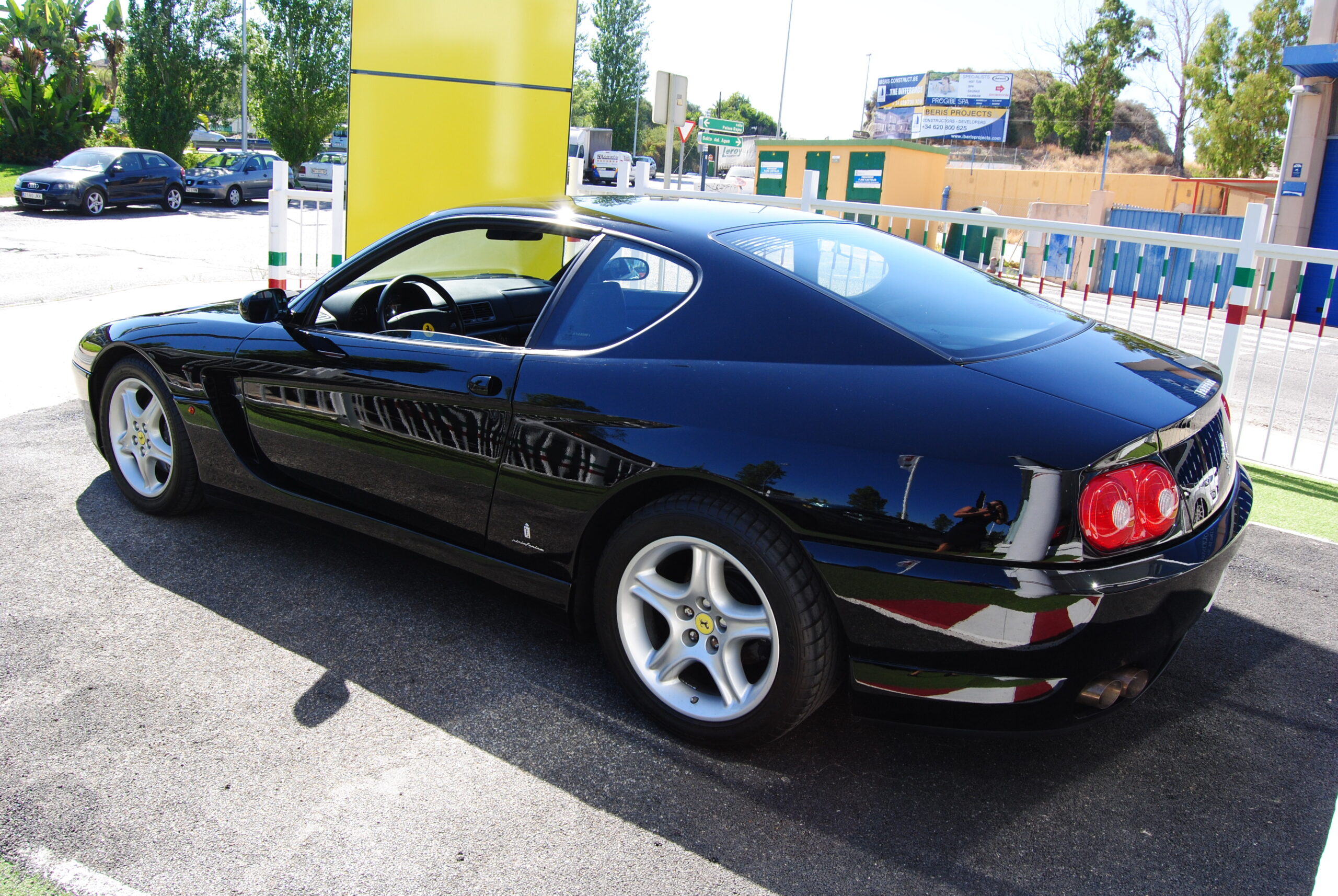 Ferrari 456 GTM - Rosso Corsa