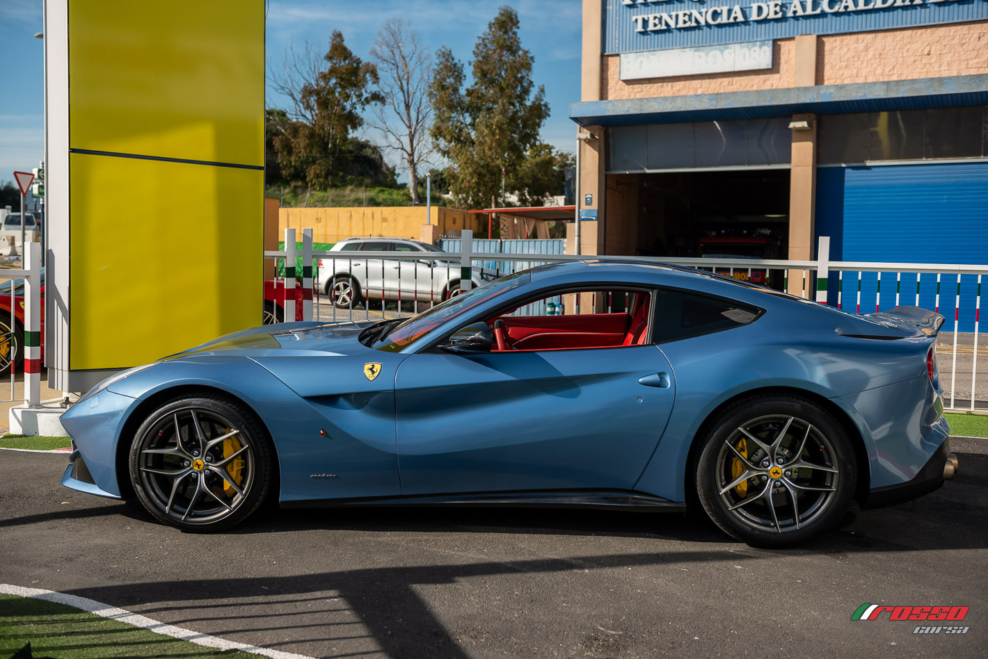Ferrari F12 Berlinetta - Rosso Corsa