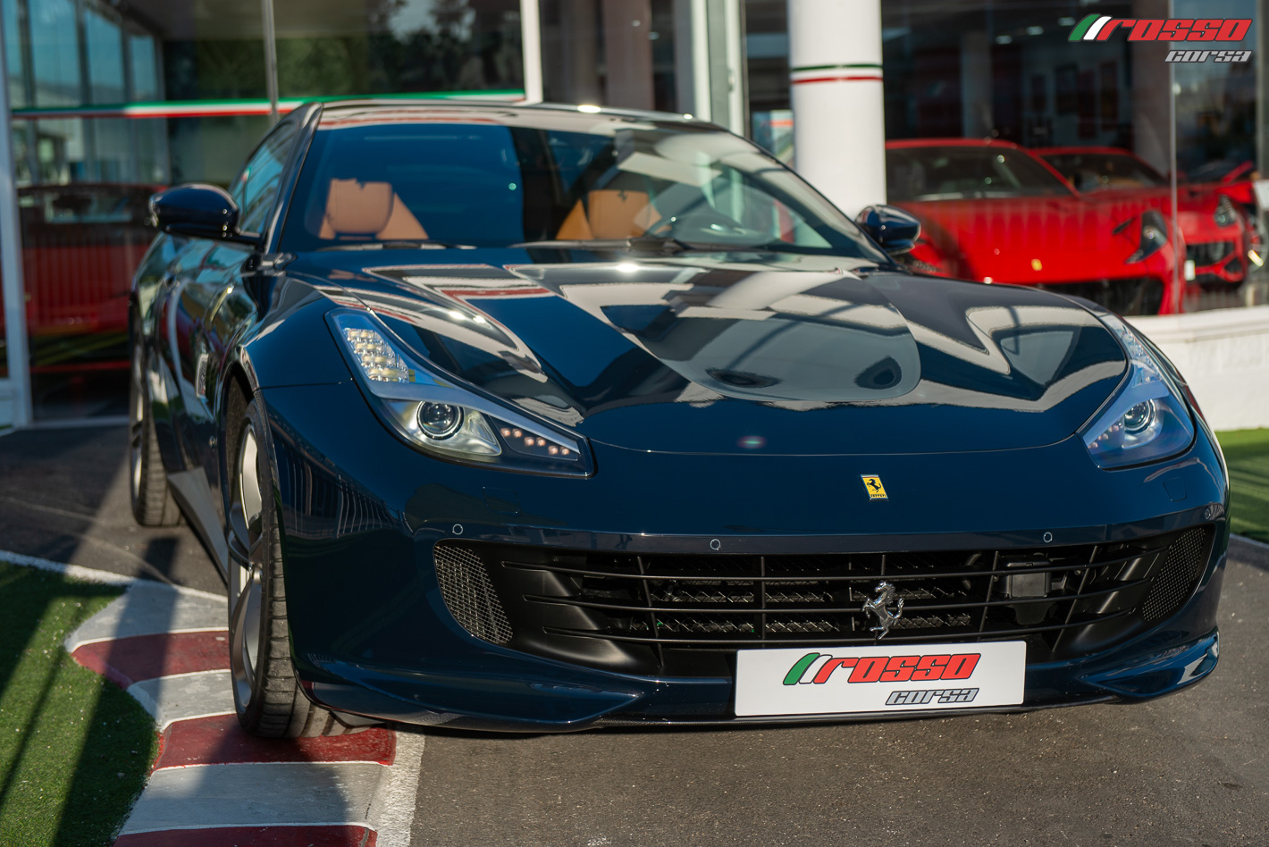 Ferrari GTC4 Lusso - Rosso Corsa