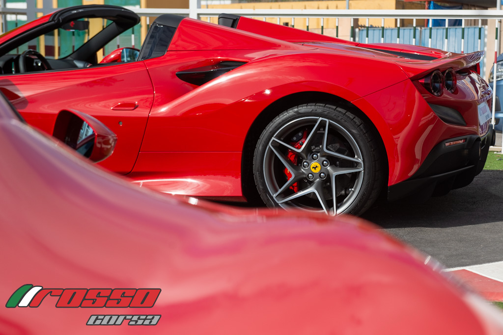 Rosso Corsa - Ferrari F8 Spider