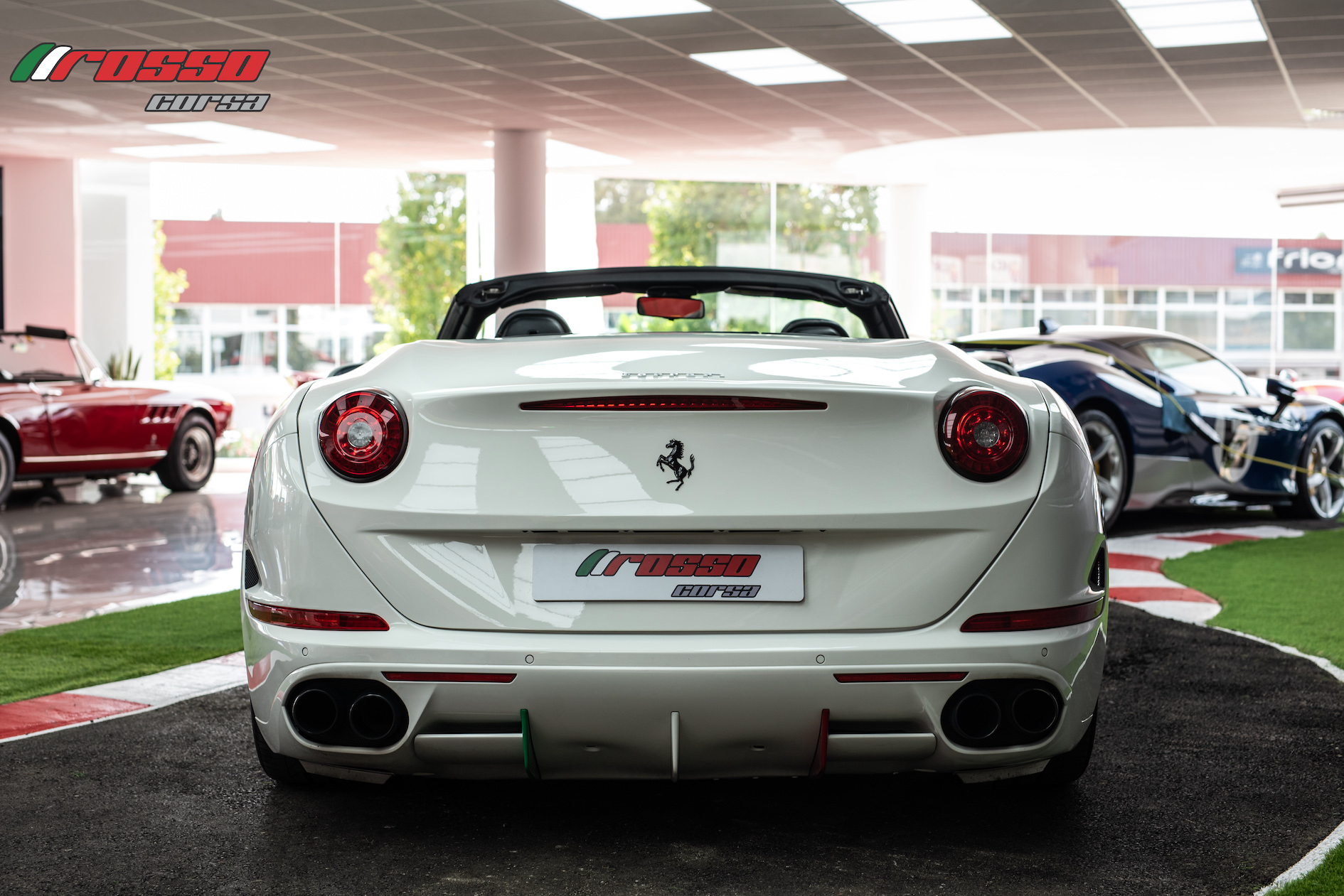 Rosso Corsa - Ferrari California T