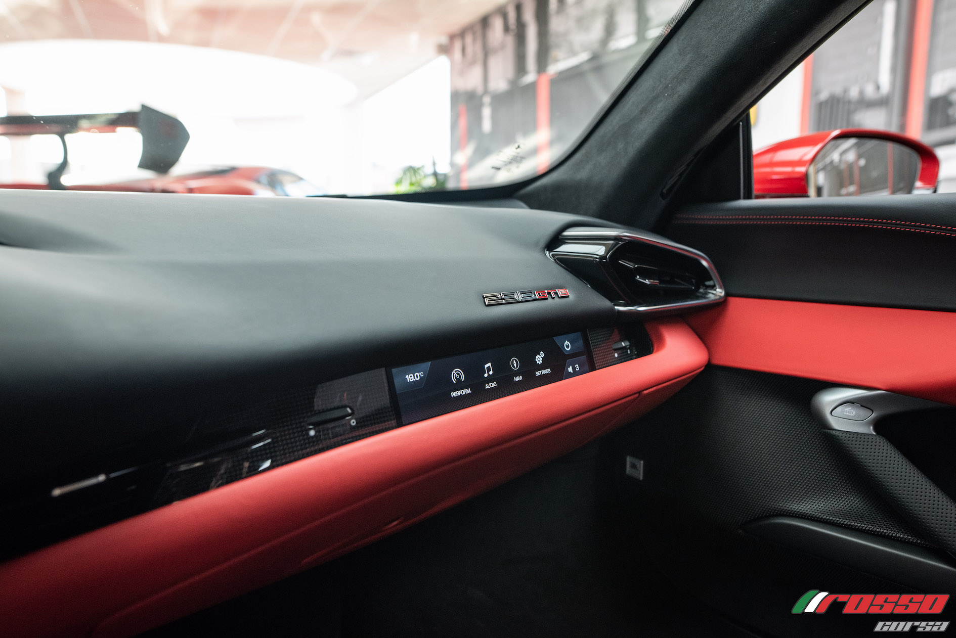 Ferrari 296 GTB - Rosso Corsa