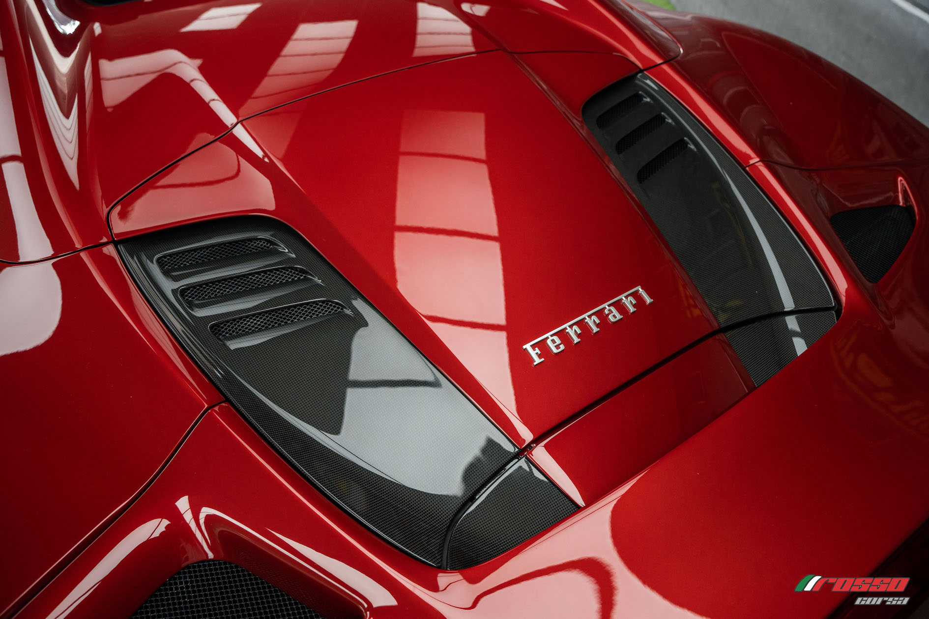 FERRARI F8 SPIDER - Rosso Corsa